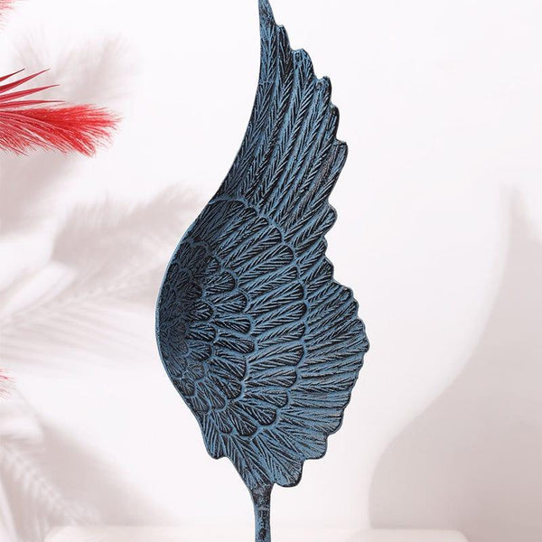 Right Angel Wing